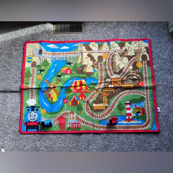 Thomas & Friends | Other | Thomas The Train Rug With A Plastic Thomas ...